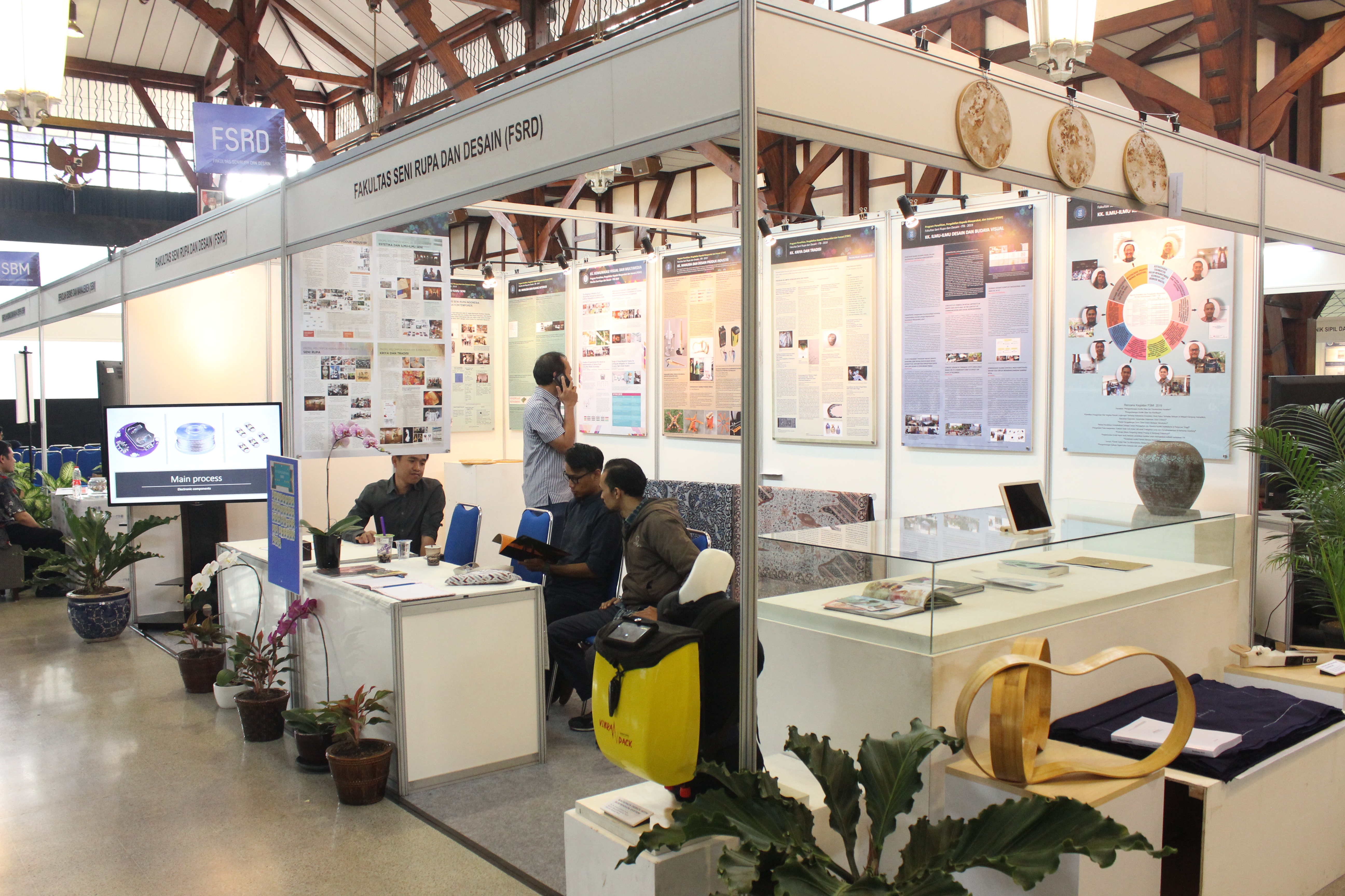LPPM – ITB Selenggarakan Pameran Poster dan Produk (Program Penelitian ... LPPM – ITB Selenggarakan Pameran Poster dan Produk (Program Penelitian ...